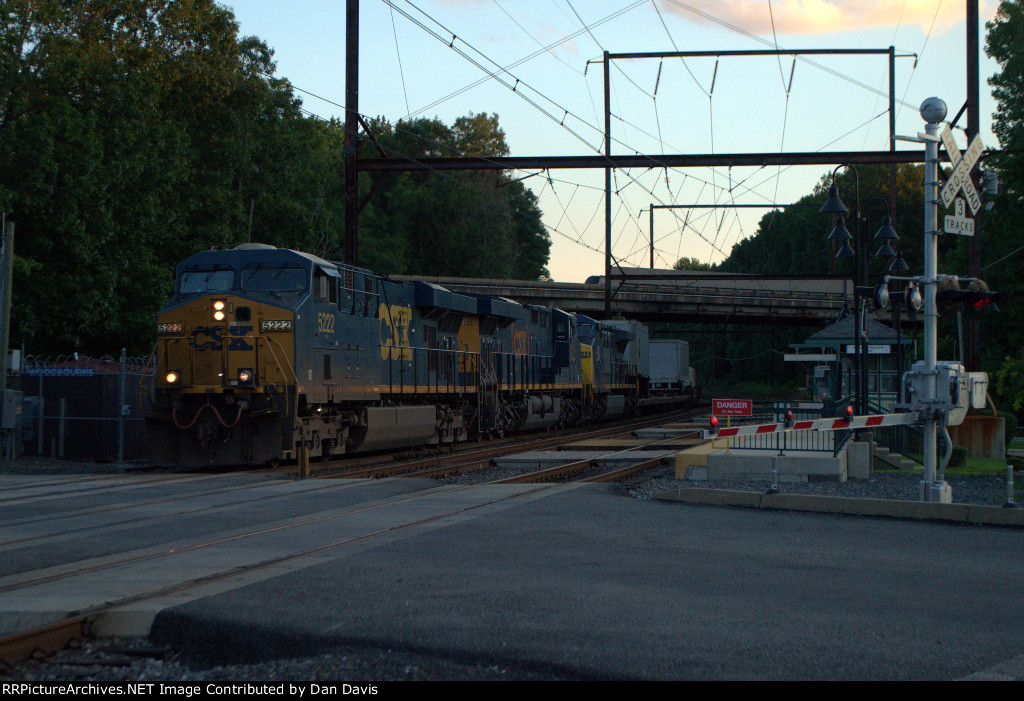 CSX ES40DC 5222 leads Q034-03